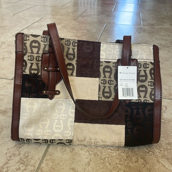Etienne Aigner | Bags | Etienne Aigner Logo Gift Tote With Key Ring ...
